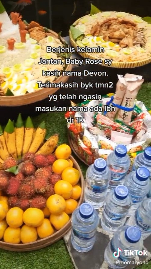 Sayang Punya Pasal, Lelaki Ini Buat Majlis Kenduri Untuk Anak Kucing ...