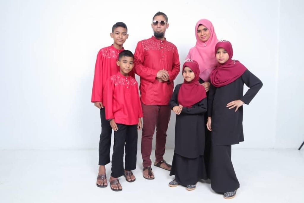 'Pergi' Pada Usia 43 Tahun, Ini Latar Belakang Bekas Penyanyi Kumpulan ...