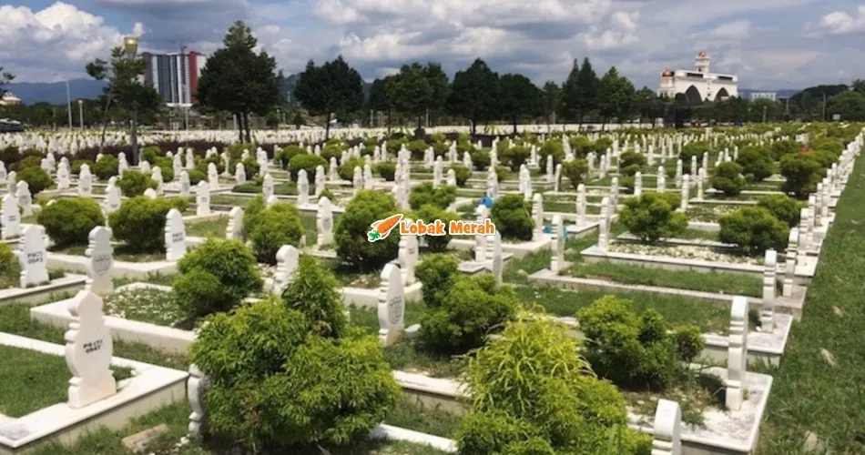 Kubur Semakin Penuh, JAIS Teliti Cadangan Kubur Bertingkat - Lobak Merah